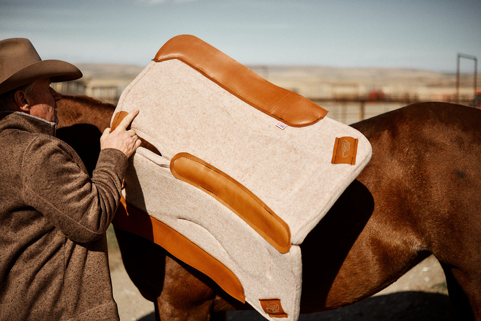Contour Classic Saddle Pad- Tan with Red Dove Wear Leather – Impact Gel